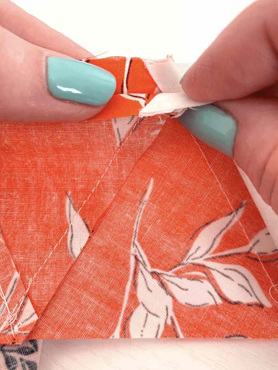 Perfect Points when sewing Equilateral Triangles - Quilters Candy