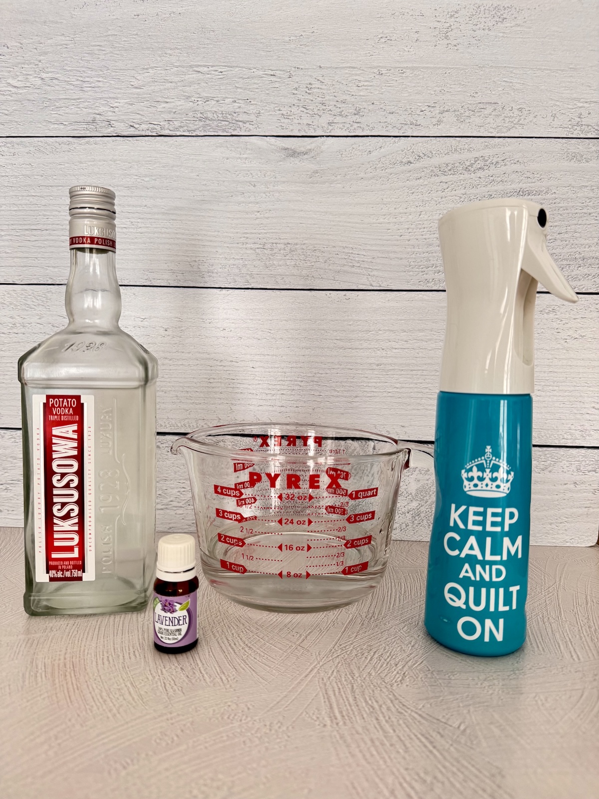 The Best Spray Starch for Sewing: 4 Options to Try (Including DIY ...