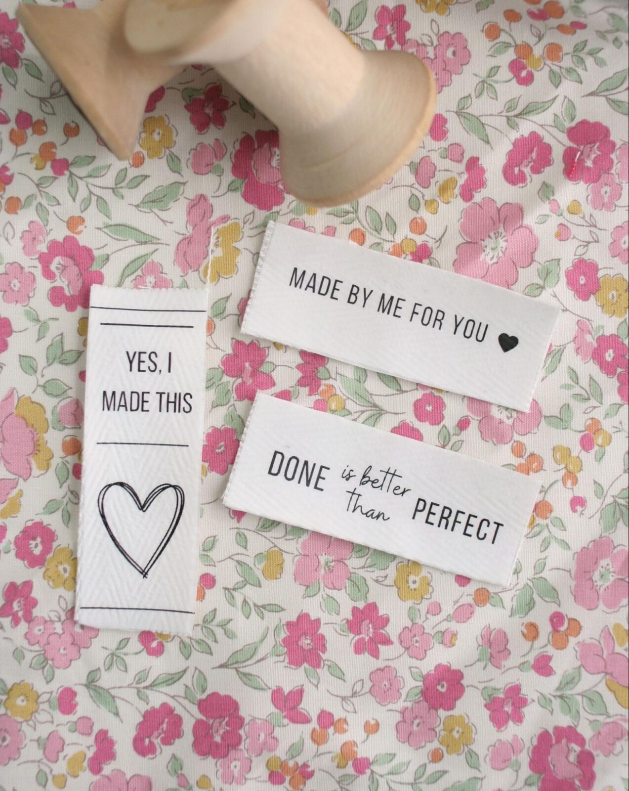 How to Make a Quilt Label (Free Printable Quilt Labels + Placement ...